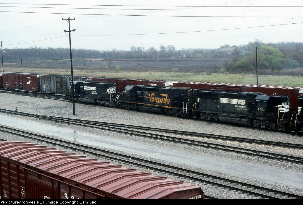 NS 7012, DRGW 5359, and NS 3963